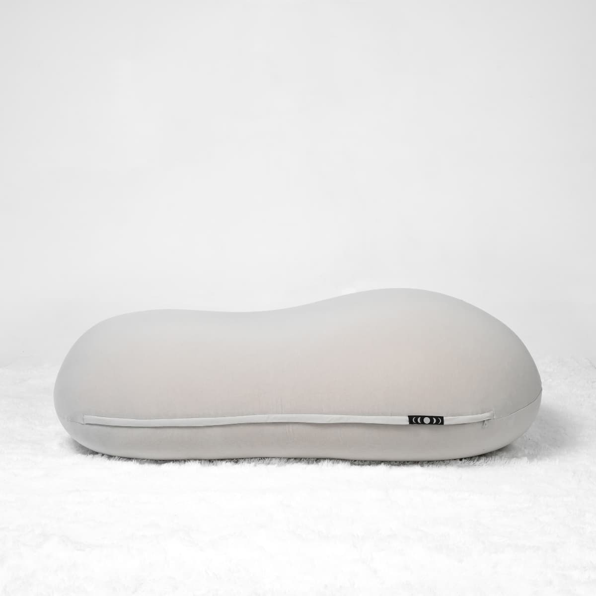 Zero gravity moon pod store