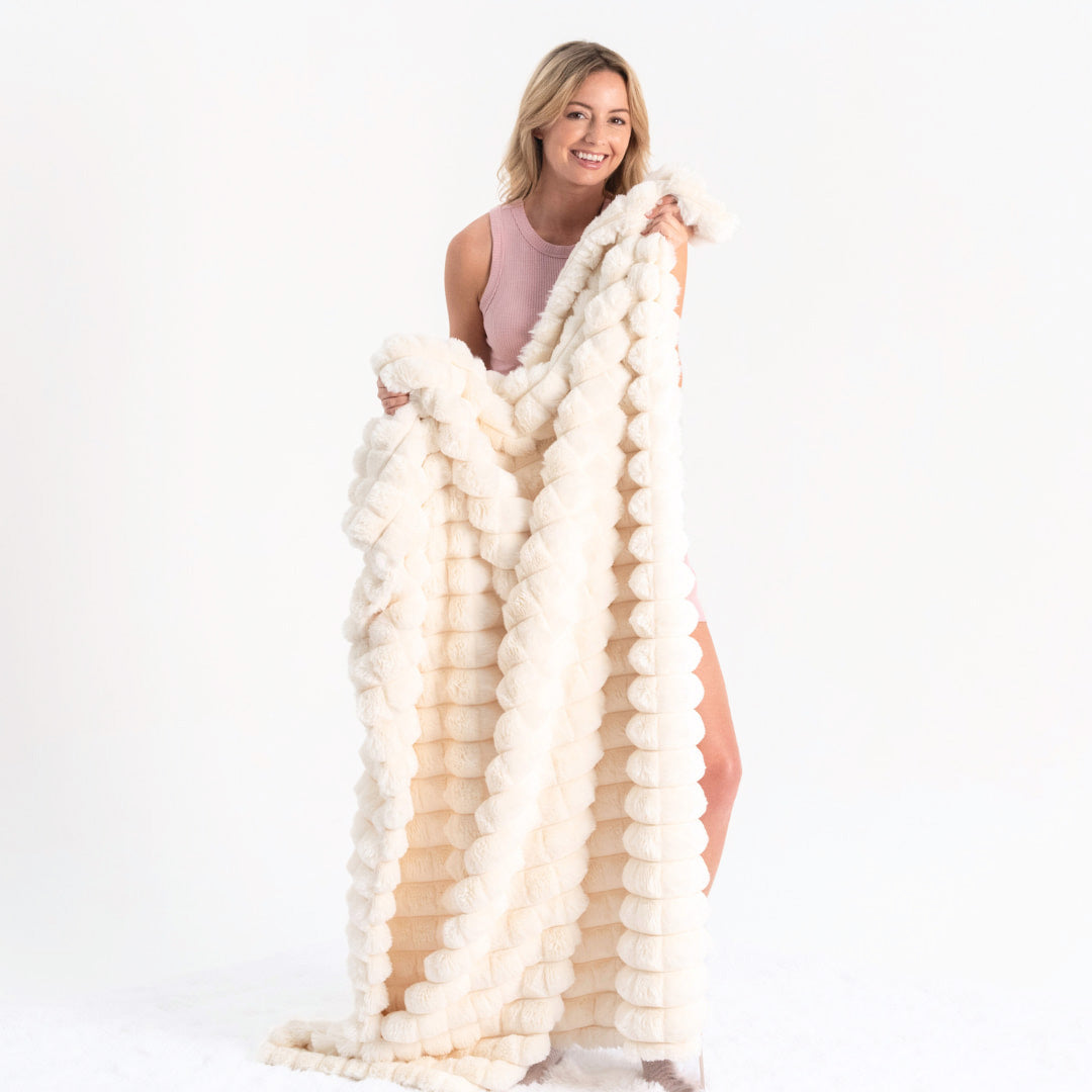 Pyramid Grid Throw Blanket – Moon Pod