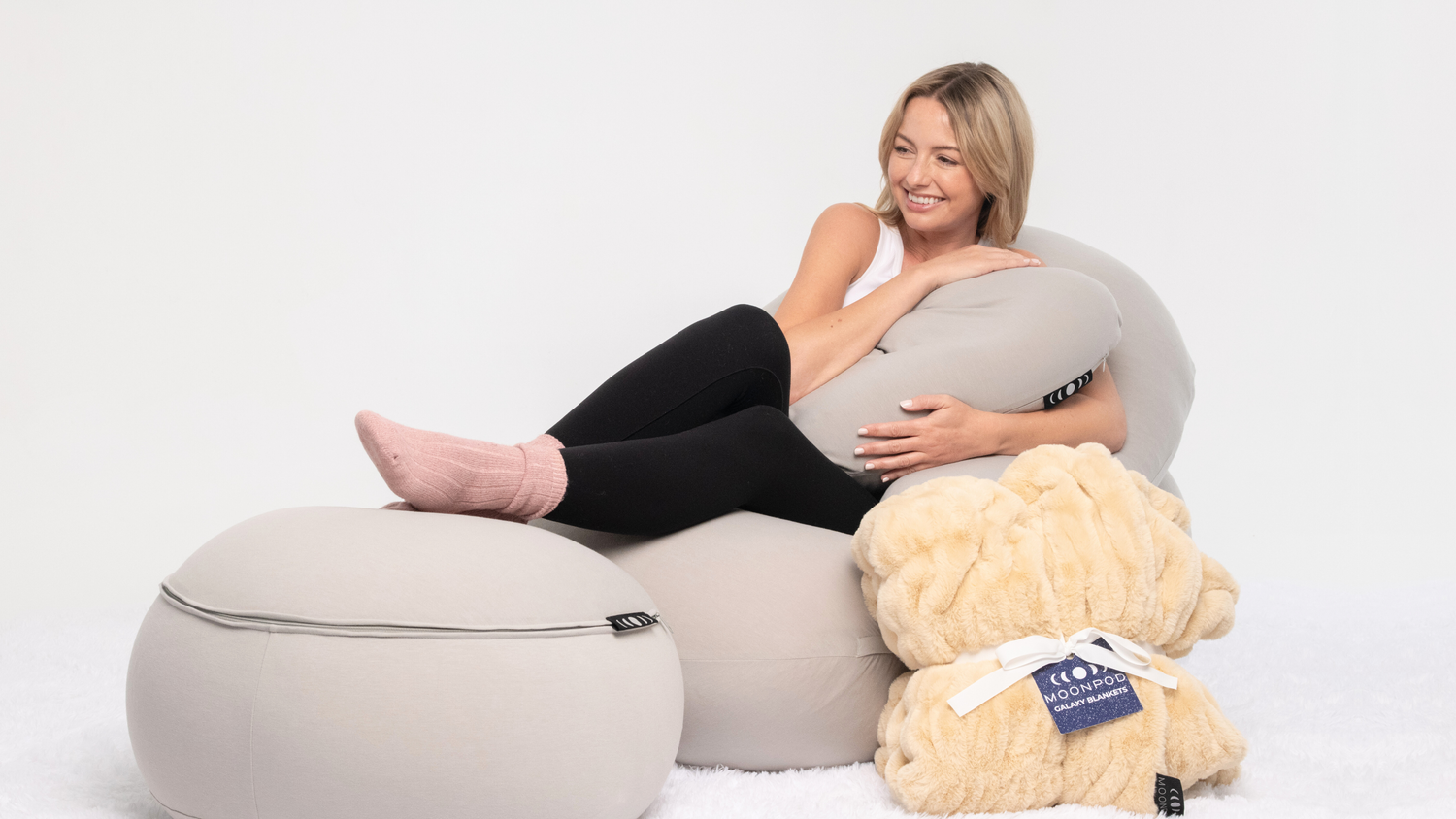 Moon Pod: The Ultimate Zero-Gravity Bean Bag